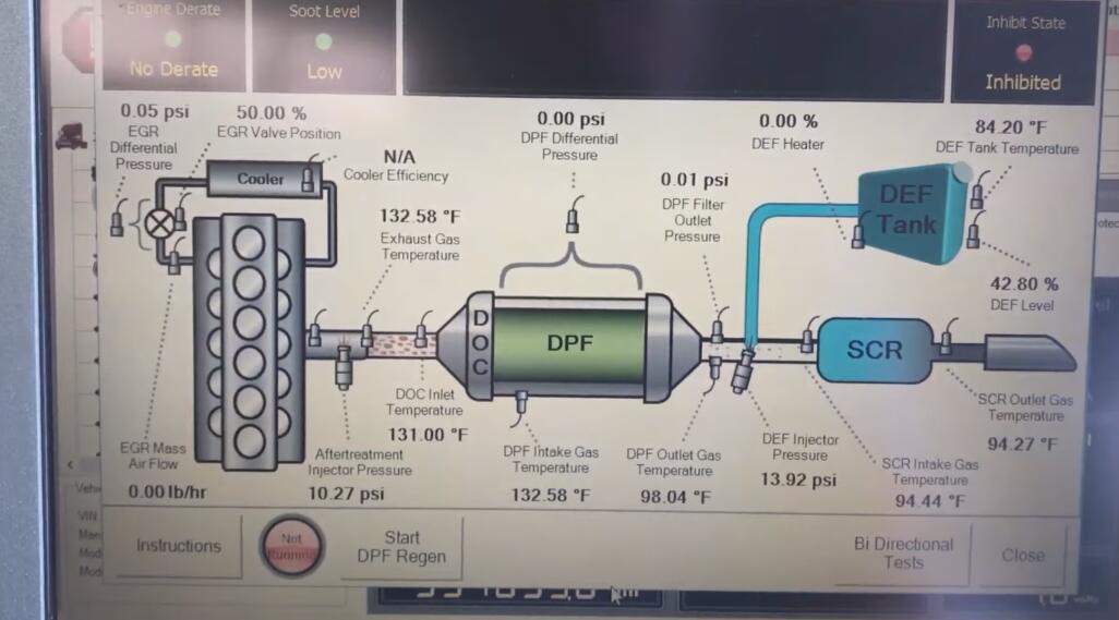 Using the JPRO Heavy Truck Diagnostic Scanner on a 2015 Freightliner ...